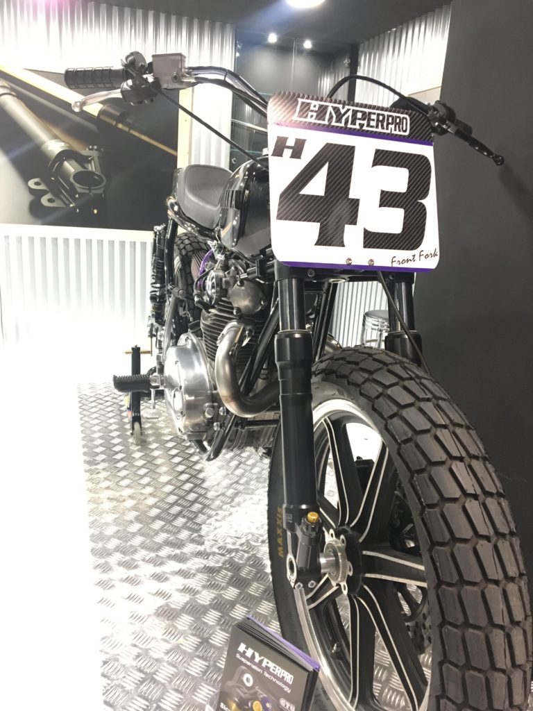 Eicma introduction: Hyperpro H43 Front Fork for BMW RnineT - Hyperpro