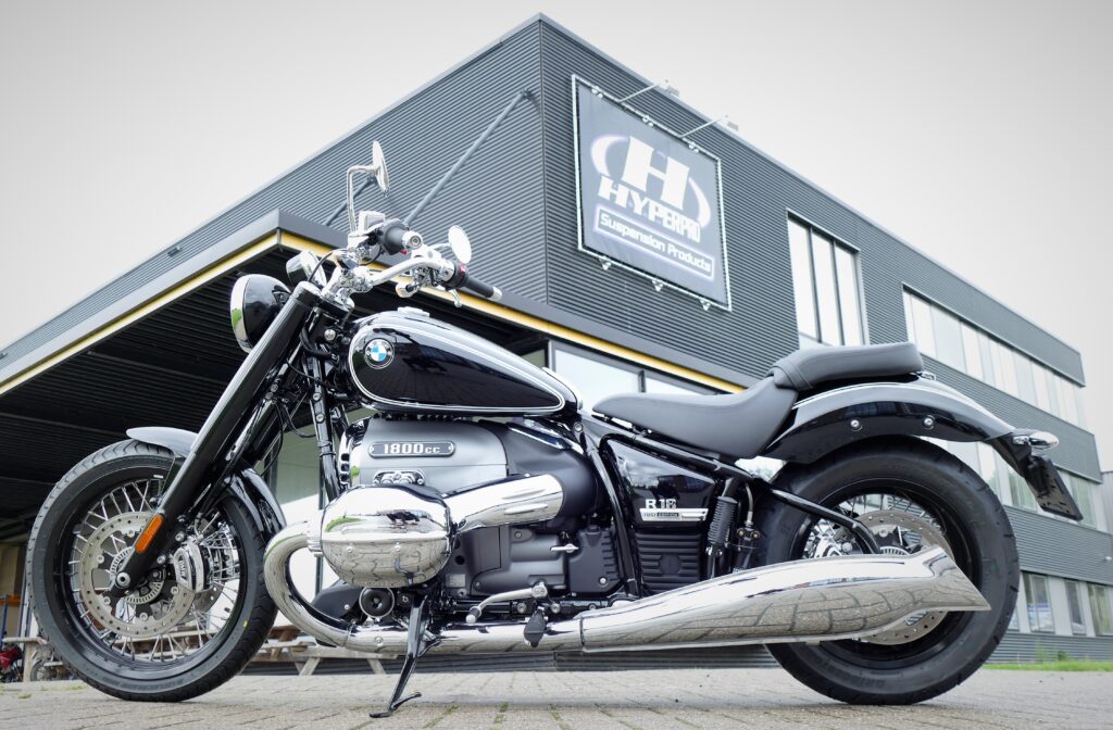 BMW R18 at Hyperpro - Hyperpro